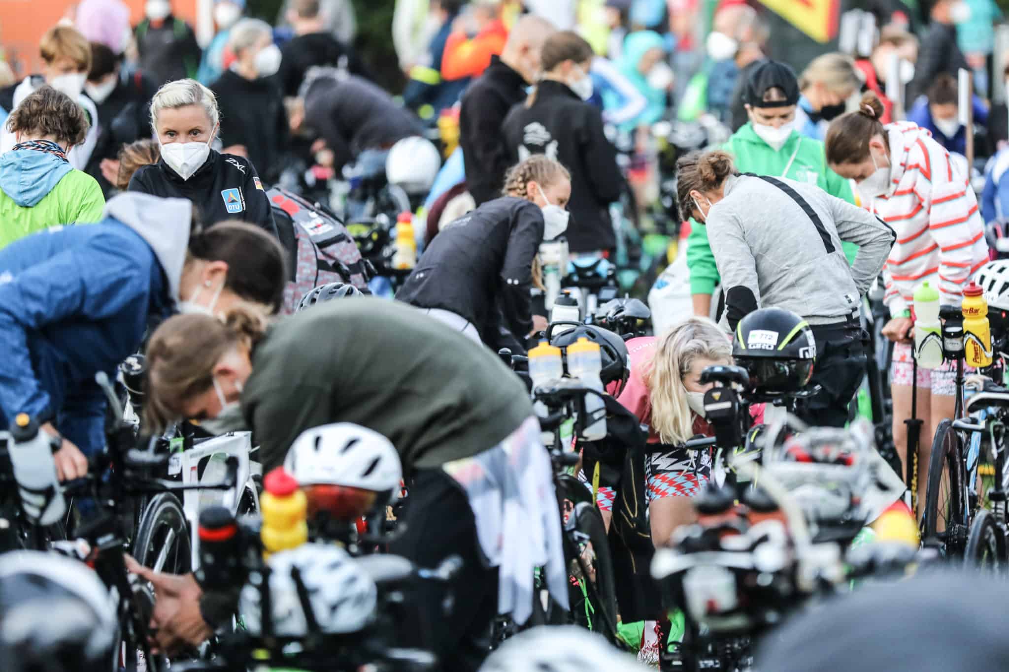 Impressionen vom Schwimmen bei der Challenge Roth - tri-mag.de