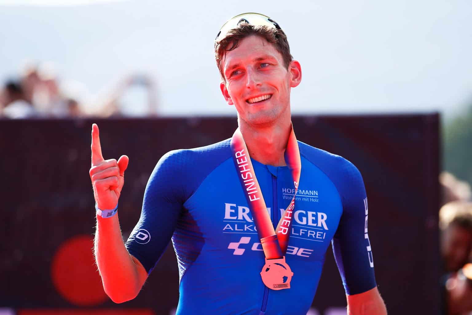 Le Corre zeigt dominanten Lauf: Florian Angert und Frederic Funk holen ...